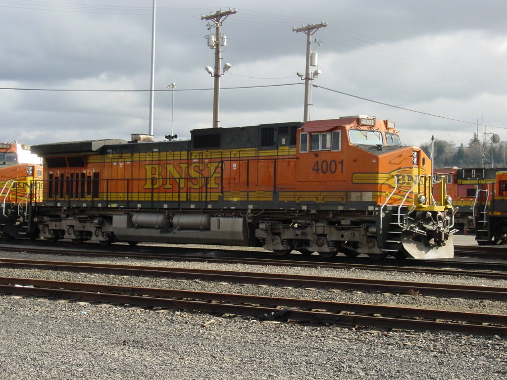 BNSF 4001
